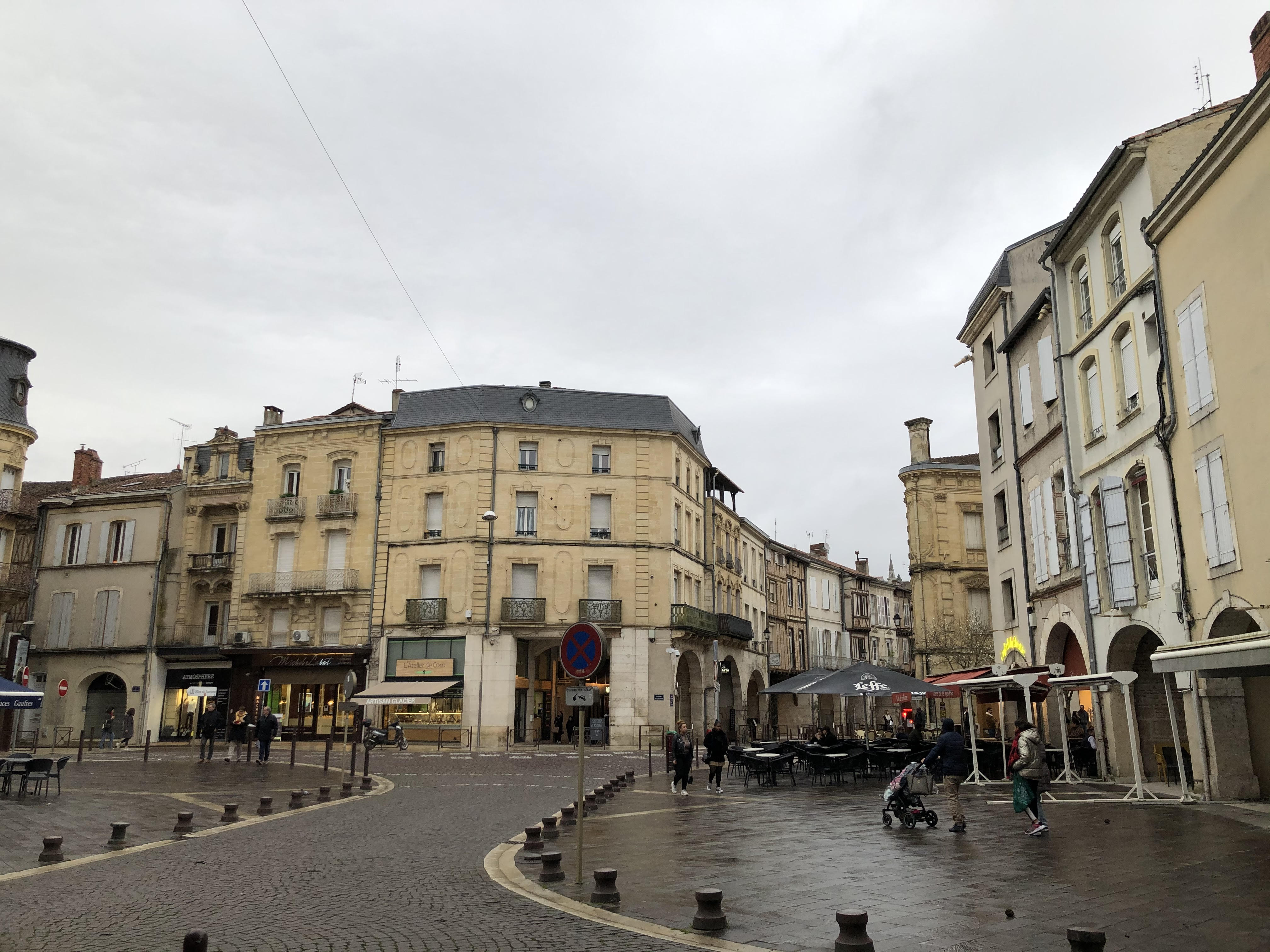 Agen, in the land of Prunes - Aquitaine Travel Guide