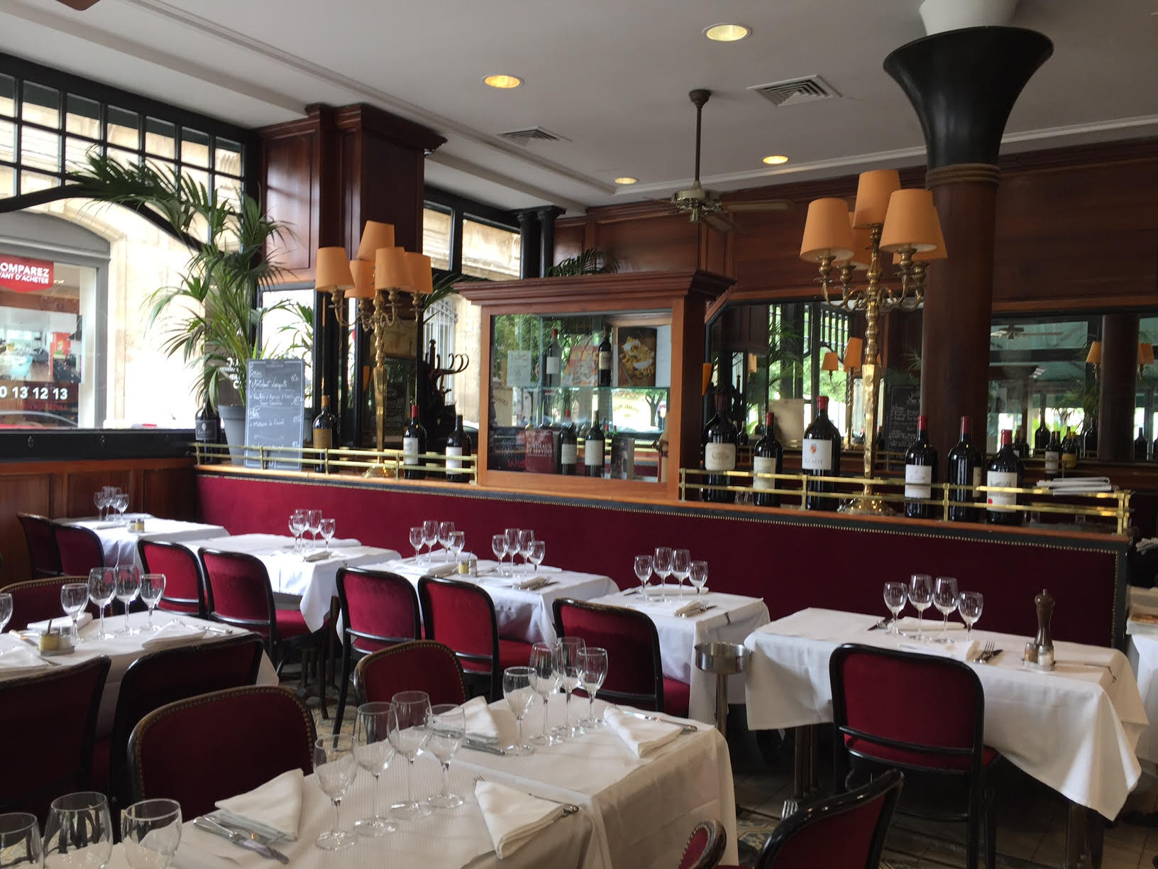 Classical French Restaurants in Bordeaux - Aquitaine Travel Guide
